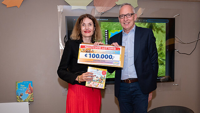 Interaktiver Vorleseaktion: Postcode Lotterie unterstützt den 20 ...