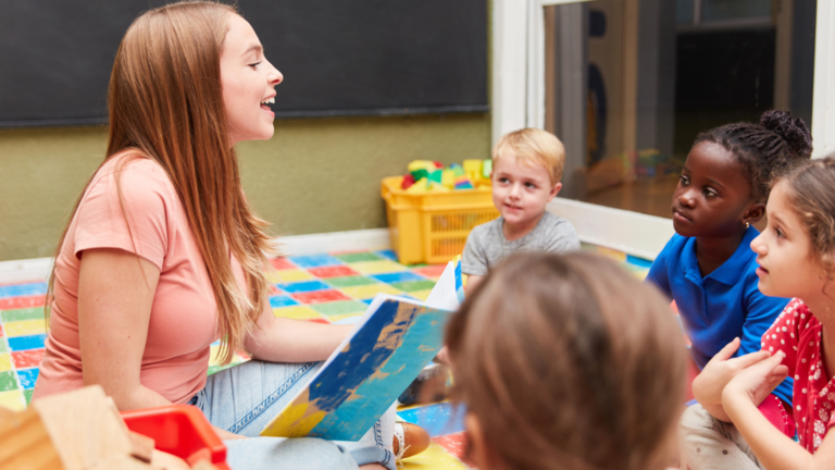 Zukunft schenken mit der (Vor-)Lese-Box: Stiftung Lesen